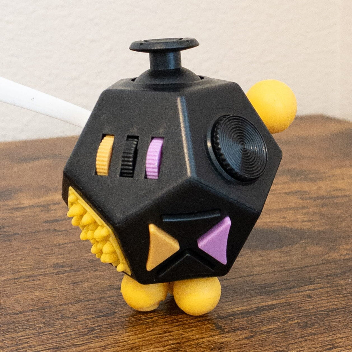 Ultimate Fidget Cube – The Autistic Innovator